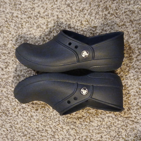 CROCS | Shoes | Crocs Womens Work Safety Clogs Slip Resistant | Poshmark